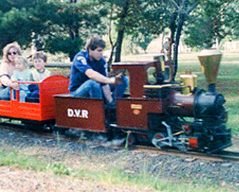 Diamond Valley Railway display | Eltham Festival